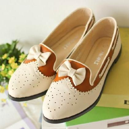 Retro Hollow Carved Bow Shoes Oxford Shoes on Luulla